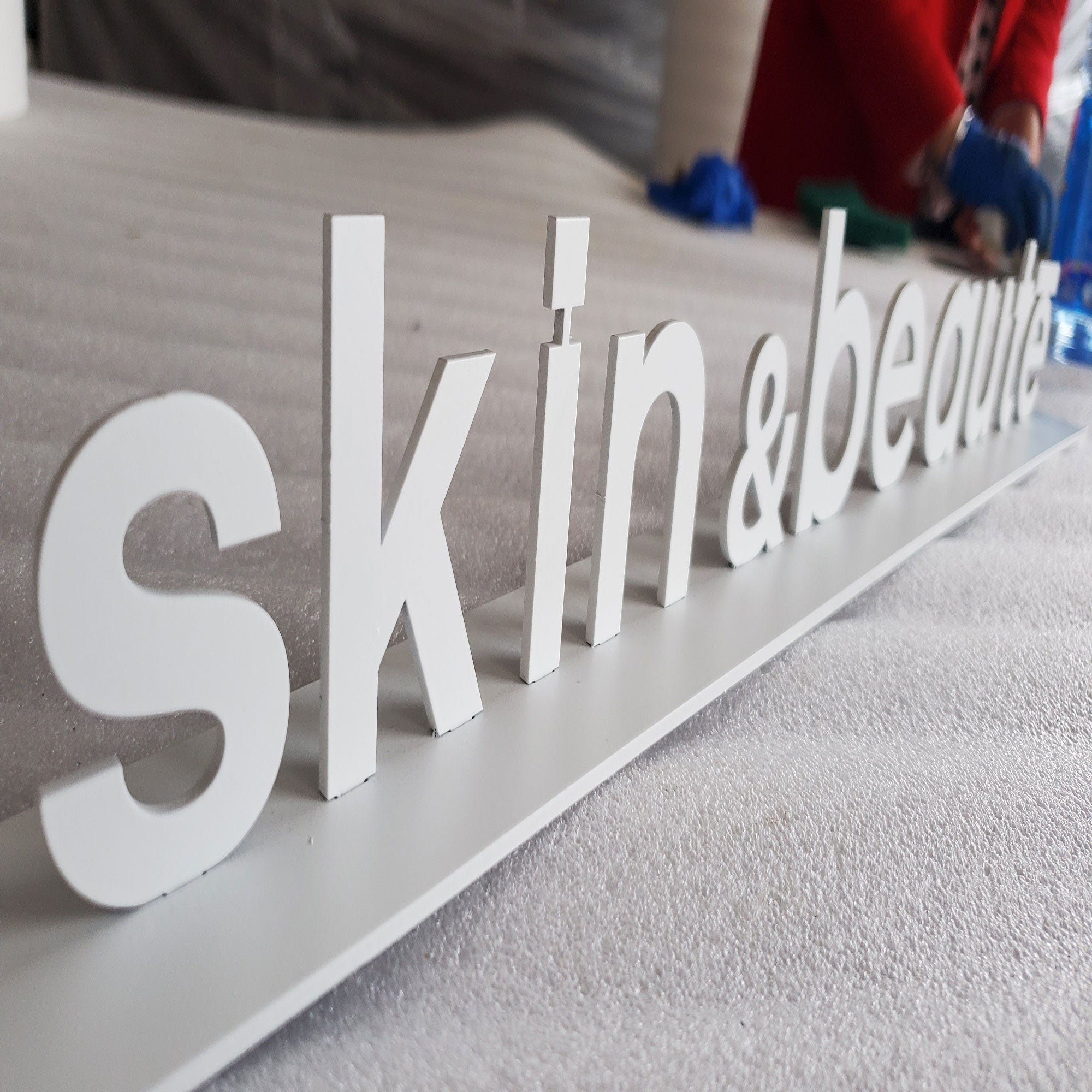 Desk Top Sign Free Standing Table Sign Metal Solid Cut Advertising Let